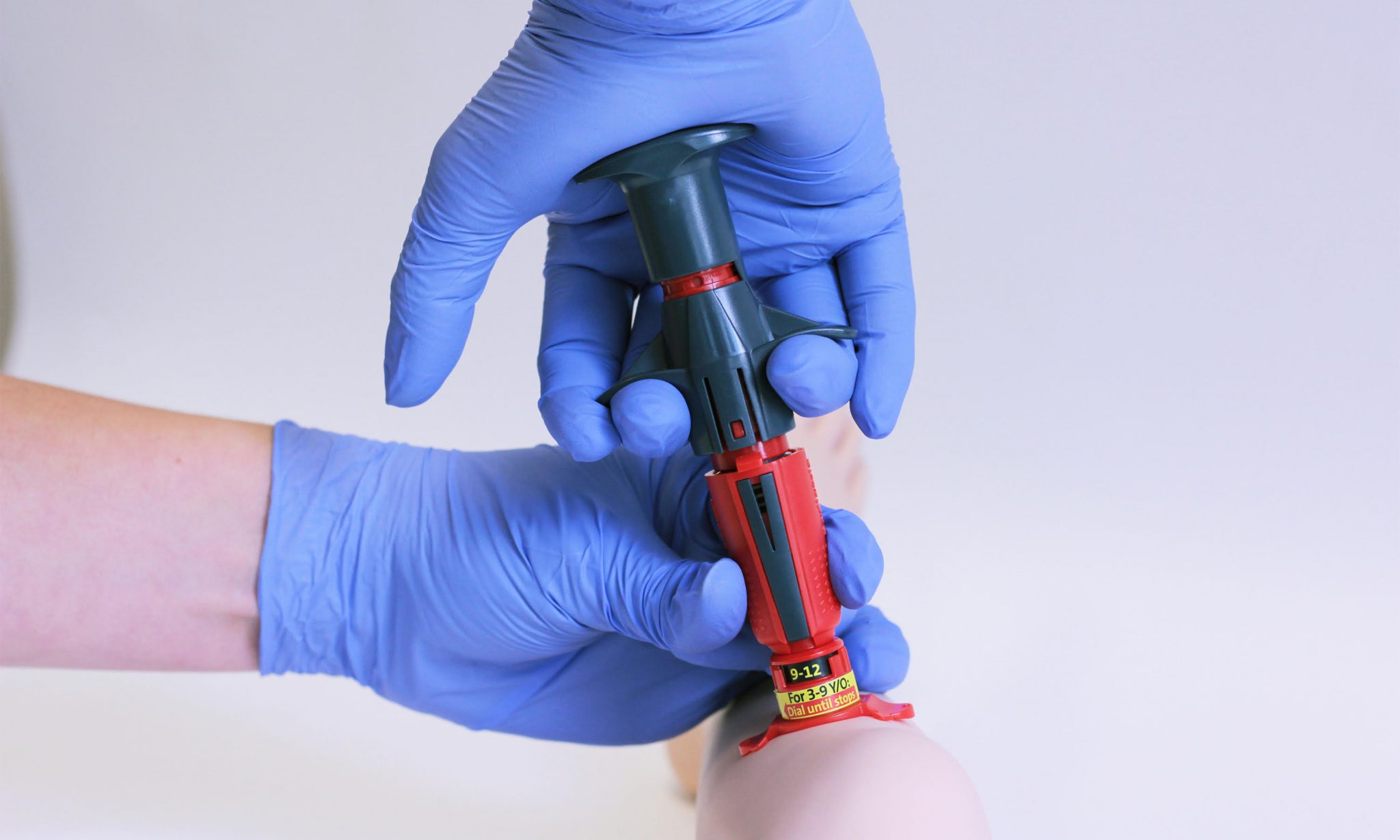 DISPOSITIVO DE PUNCION INTRAOSEA PEDIATRICO NIO – Plenno